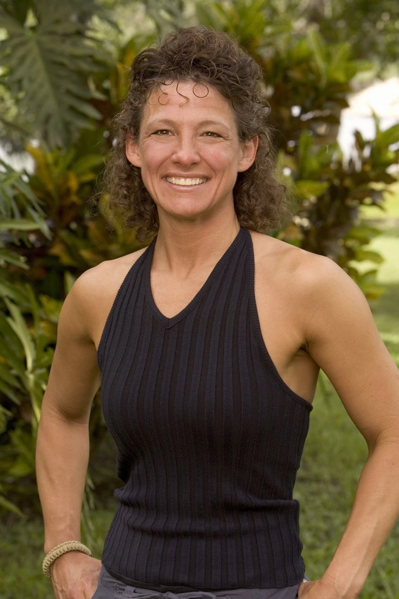 Top 15 Most Beautiful Survivor Ladies - Survivor Sucks